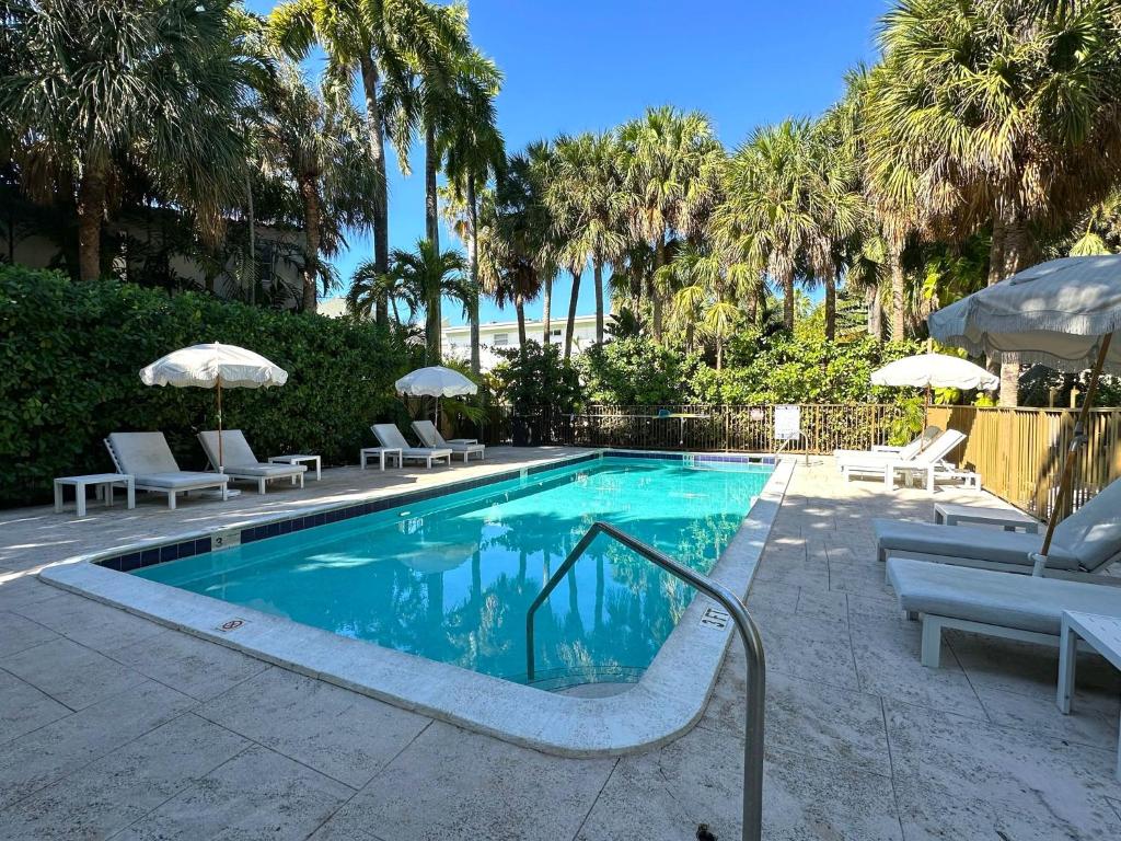 Miami River Inn by Renzzi, Miami (updated prices 2025)