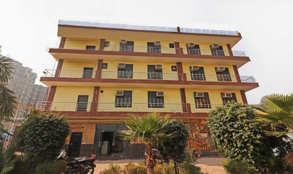 Radha Palace, Mathura (updated prices 2025)