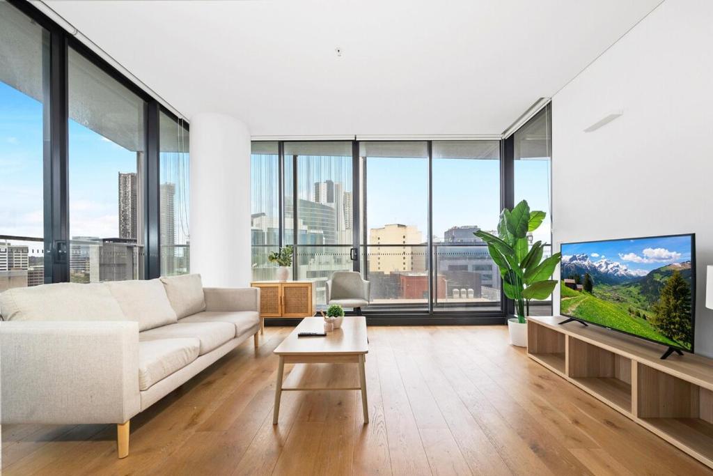 Convenient Two Bed Parramatta, Sydney (updated prices 2026)