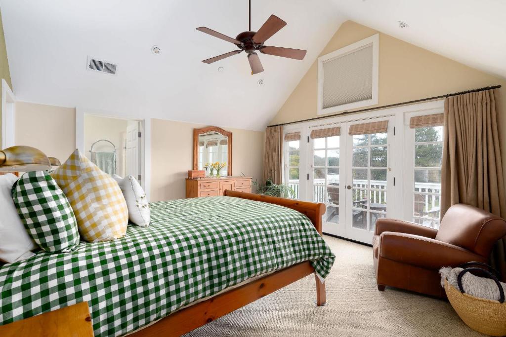 Charming Family Summer Rental With Large & Verdant Grounds, Menlo Park ...