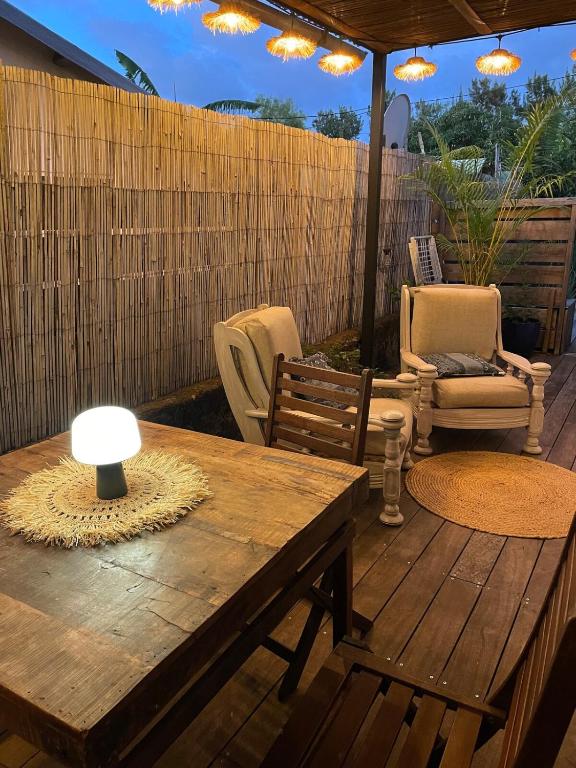 Ty Kazabona, charmant Studio St pierre centre, Saint-Pierre (updated ...