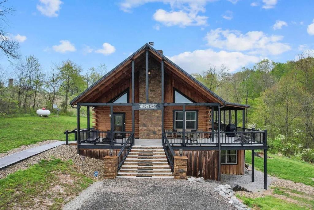 Serenity Ridge- Scenic Luxury Log Estate Getaway, McArthur (updated ...