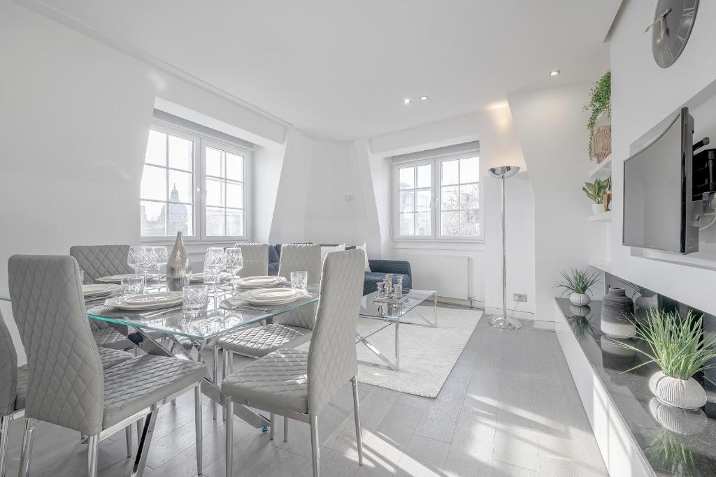 The Agathae Knightsbridge Penthouse With Lift Access, London (updated ...