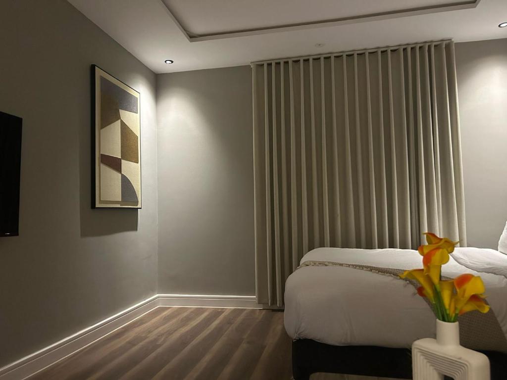 غرفة حي الملقا, Riyadh (updated prices 2025)