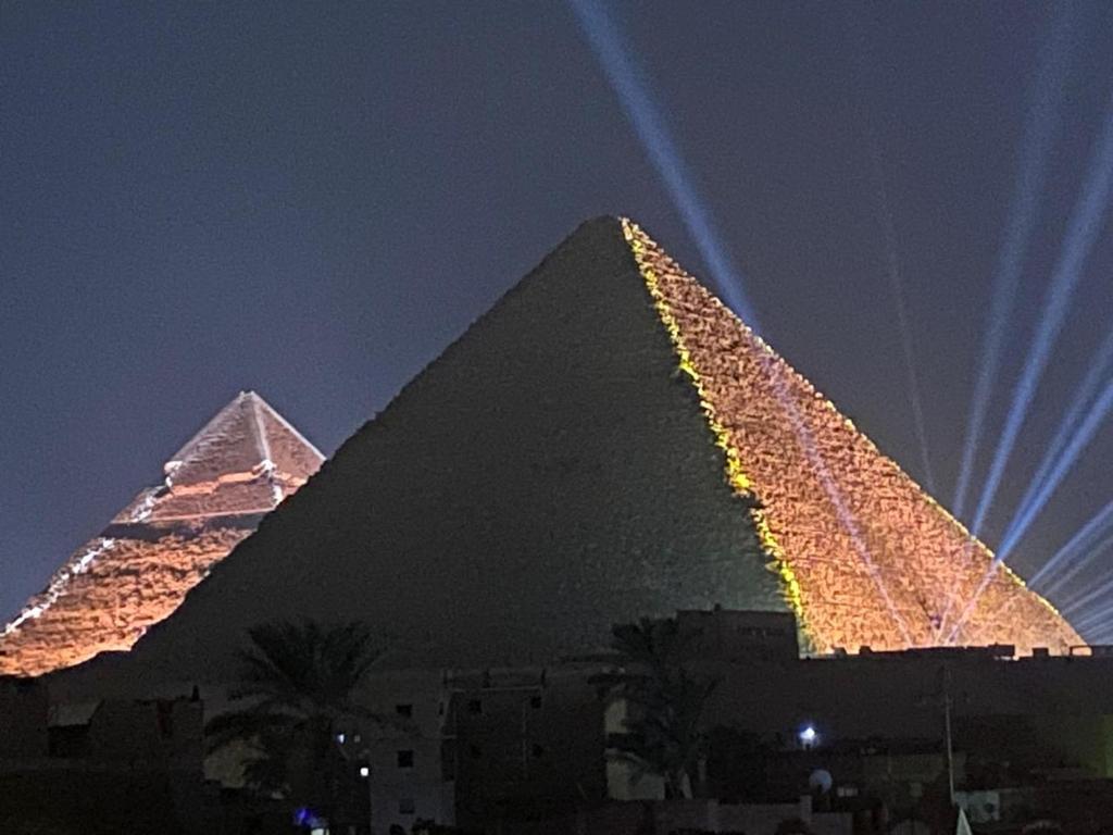 Adam Pyramid view, Кайро (обновени цени за 2025 г.)