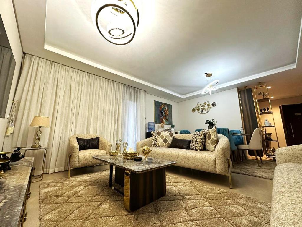 ZED WEST Al Sheikh Zayed, Sheikh Zayed (updated prices 2025)