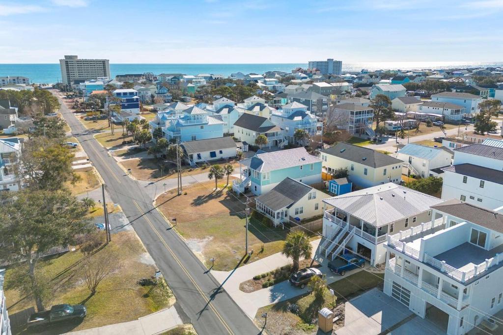 Turtle Cove Beach Retreat GOLF CART Included, Carolina Beach (updated ...