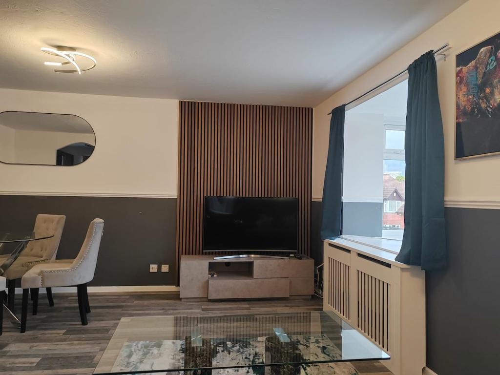 Domasi Flat in New Cross, London (updated prices 2025)