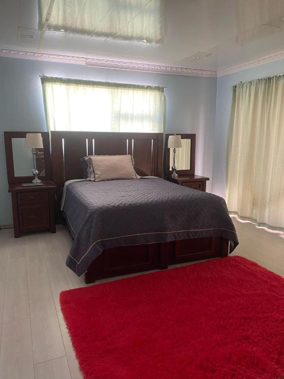 Kwa mfundisi, West Hill (updated prices 2026)