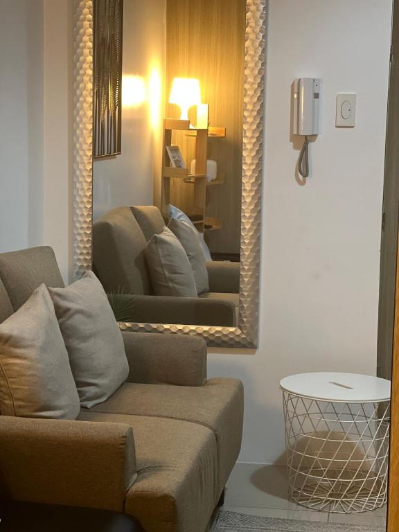 1BR Room-Stunning MOA view FIREWORKS, Manila (updated prices 2025)