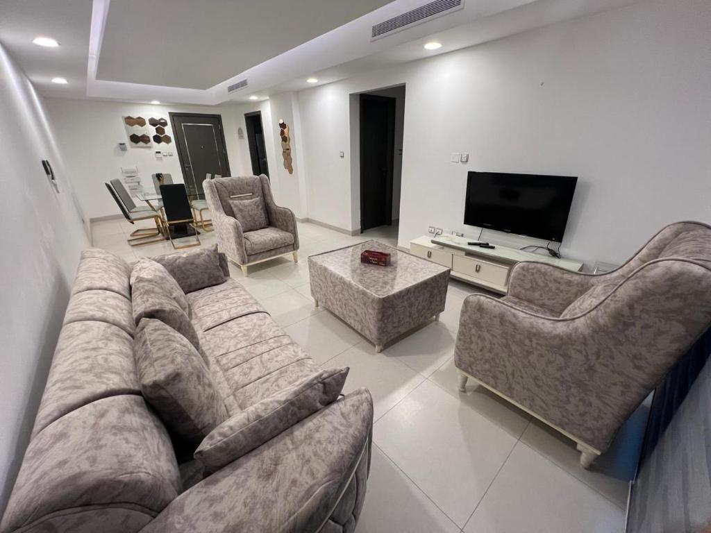 Pinnacle Row - Modern 3-Bedroom Haven, Muscat (updated prices 2025)