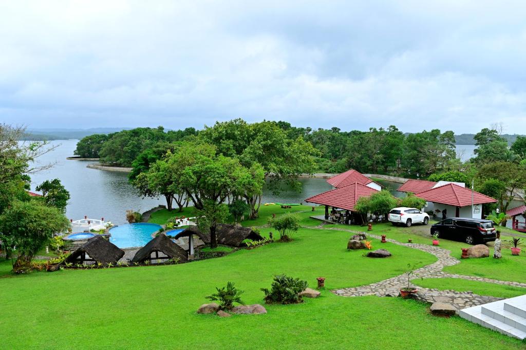 Porta Verde Resort Cavinti Laguna with Lake View, Cavinti (updated ...