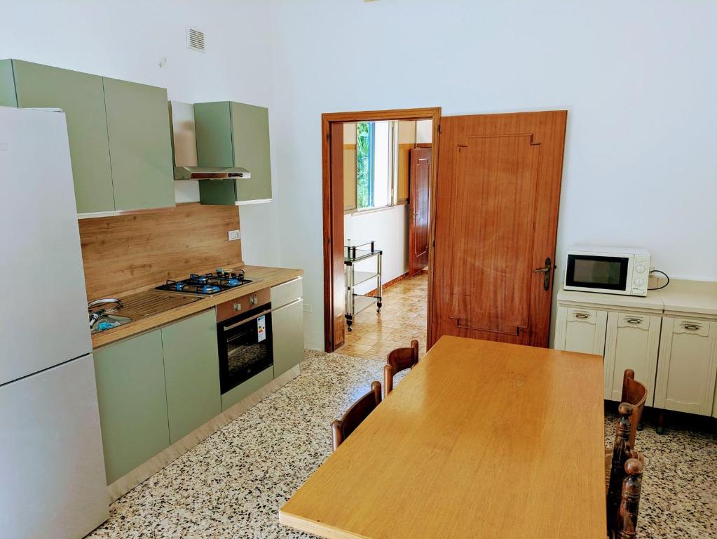 Traditional Puglia Apartment with Garden and BBQ, Scorrano (updated ...