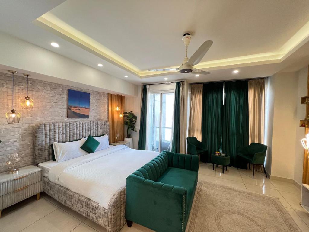 Elysium Edge Apartment Facing Centaurus Mall, Islamabad (preços ...
