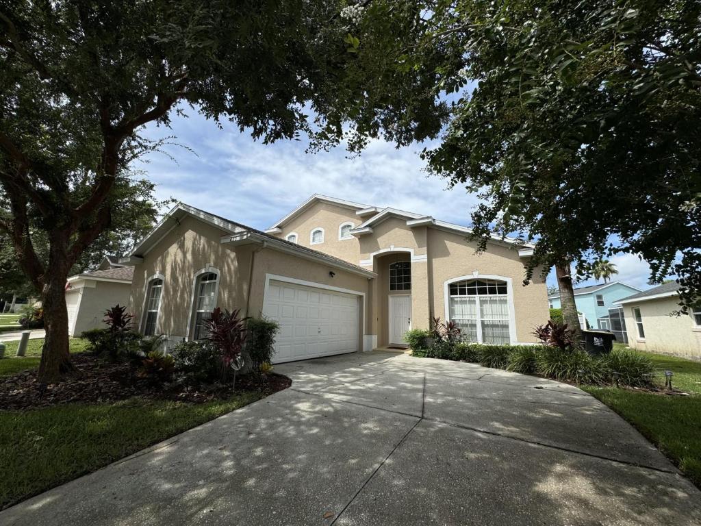 Julliard Villa, Davenport (updated prices 2026)