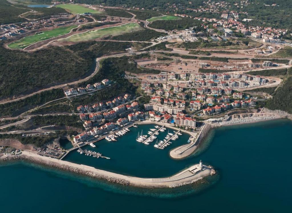 Lustica Bay Centrale 7a4, Tivat (updated prices 2025)