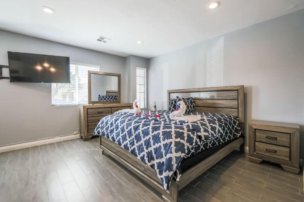 The Ideal Place in the Perfect Location Love Here, Las Vegas (updated ...