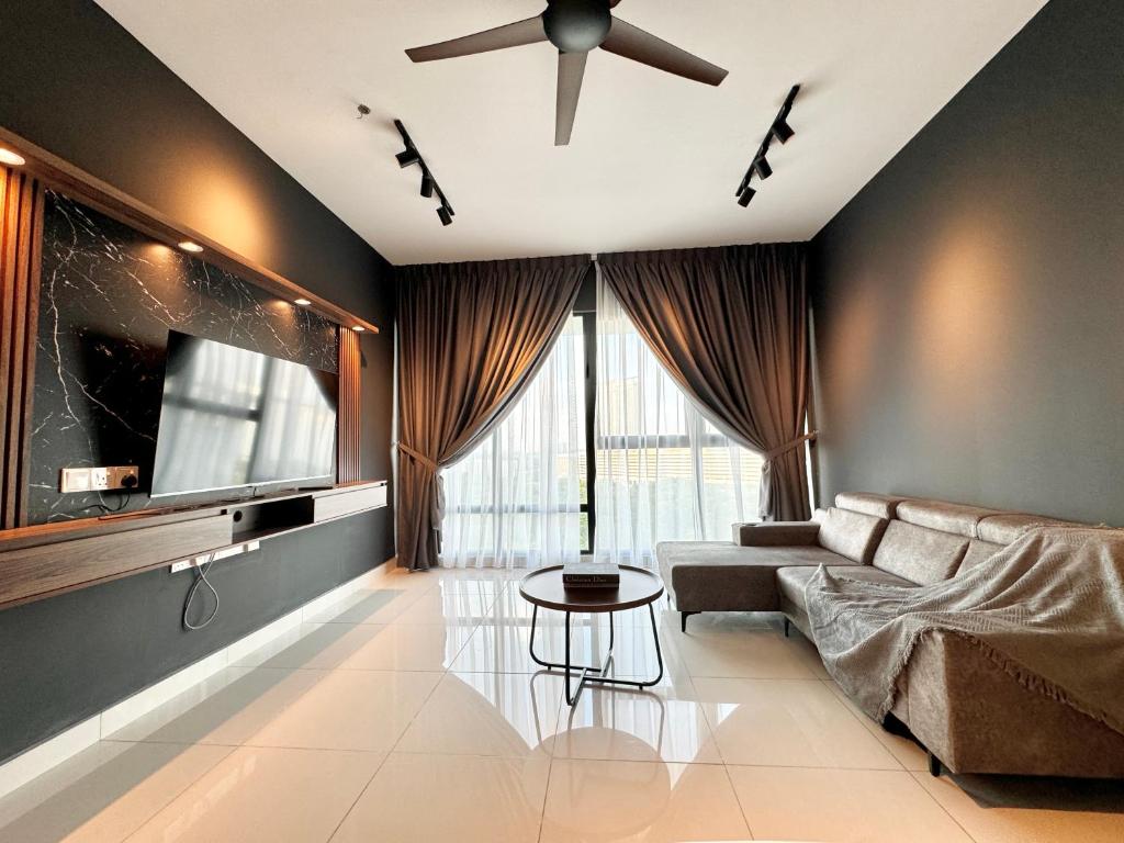 Mosaic Southkey Mid Valley by Luxecocoo CK Johor Bahru, Johor Bahru ...