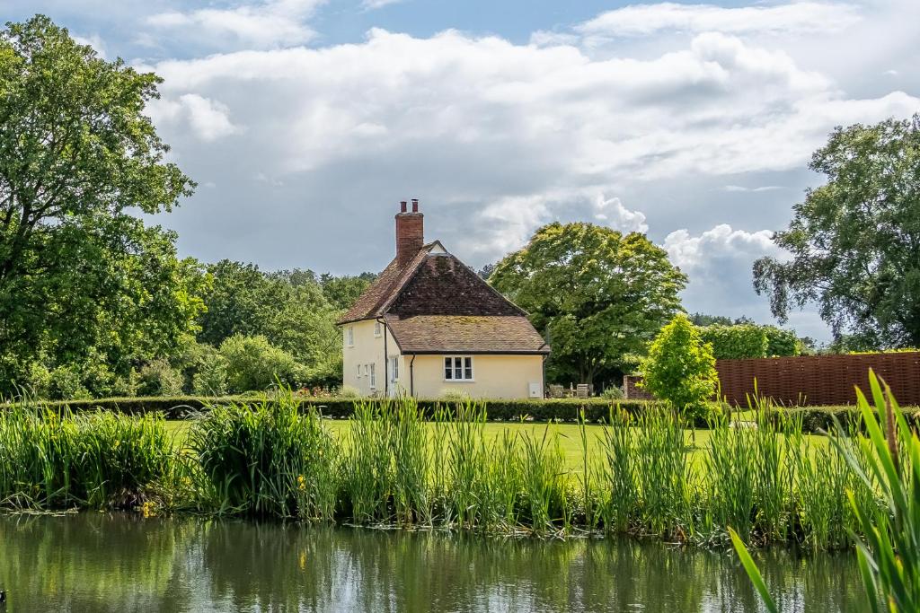Rural perfection in Constable Country - Beachams Cottage, Colchester ...