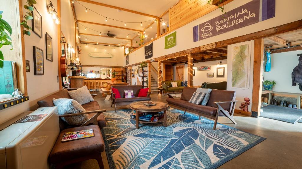 Barn Door Hostel, Rumney (updated prices 2025)