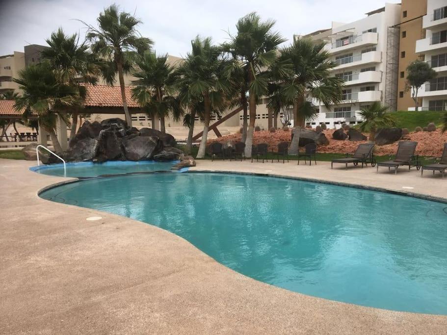 Ocean View Condo with Pools and Easy Beach Access, Las Conchas (precios ...