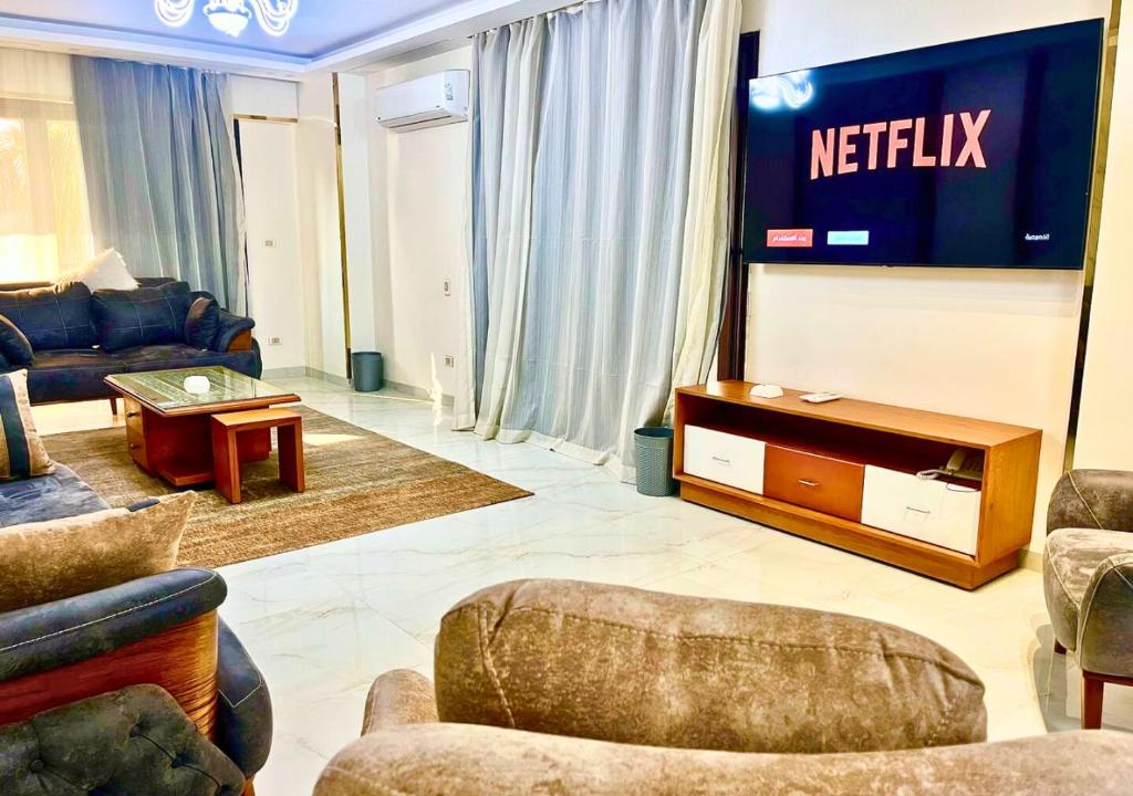 Modern 3BR Apartment, Prime Dokki Location, Cairo (updated prices 2025)