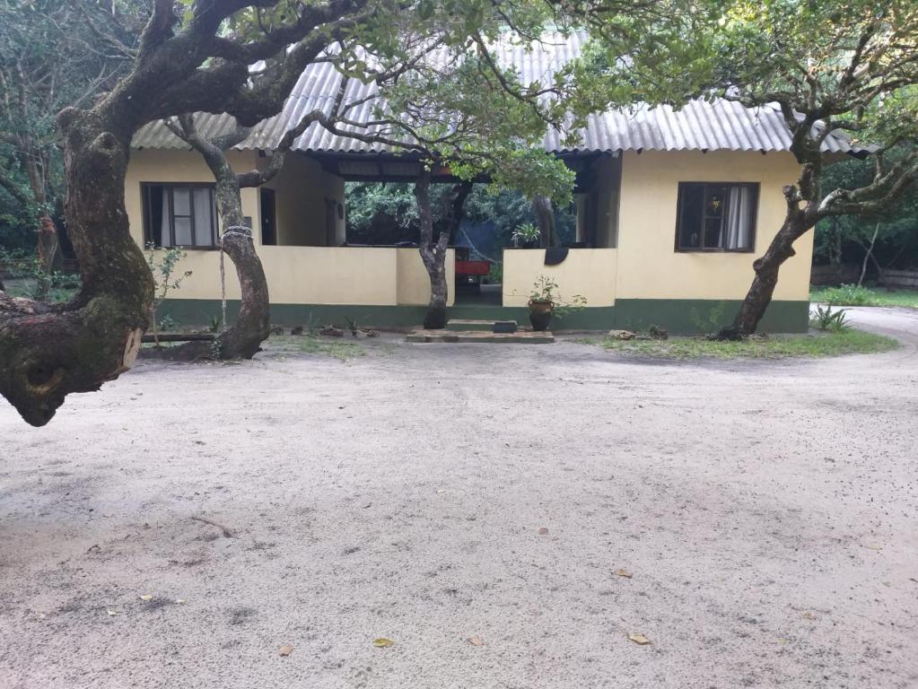 Casa C1 Beach House Mozambique, Manhiça (updated prices 2025)