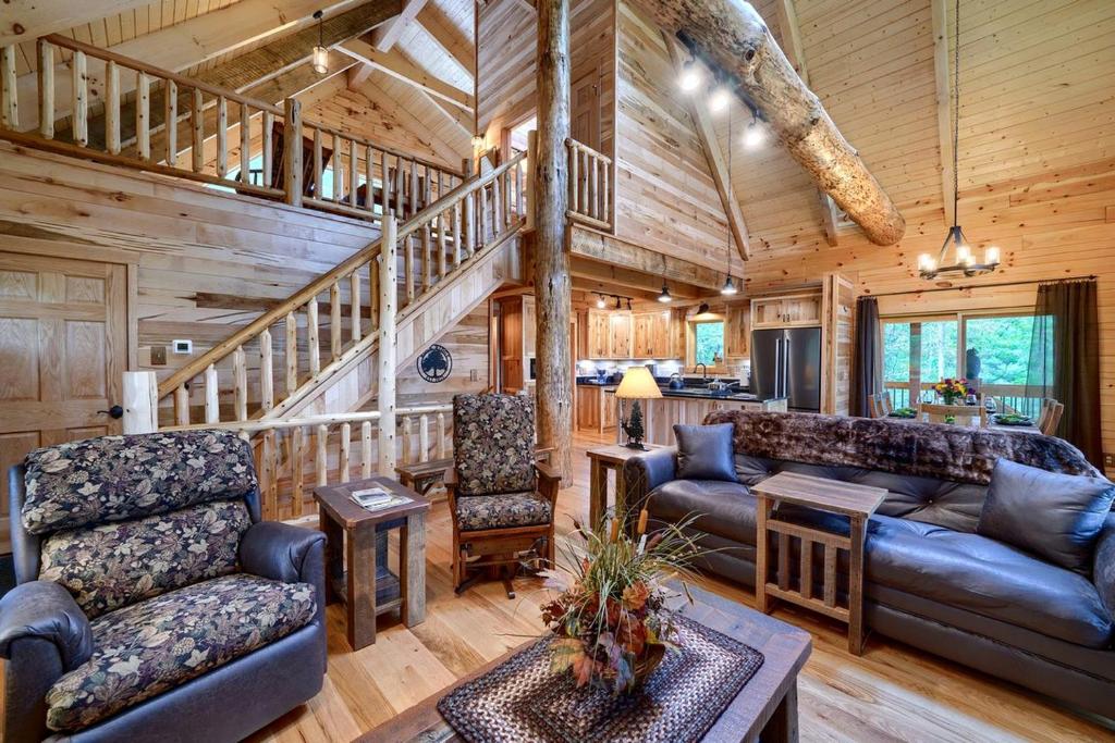 Lovely Logan Log Cabin Retreat for Family and Group Glamping in Ohio ...