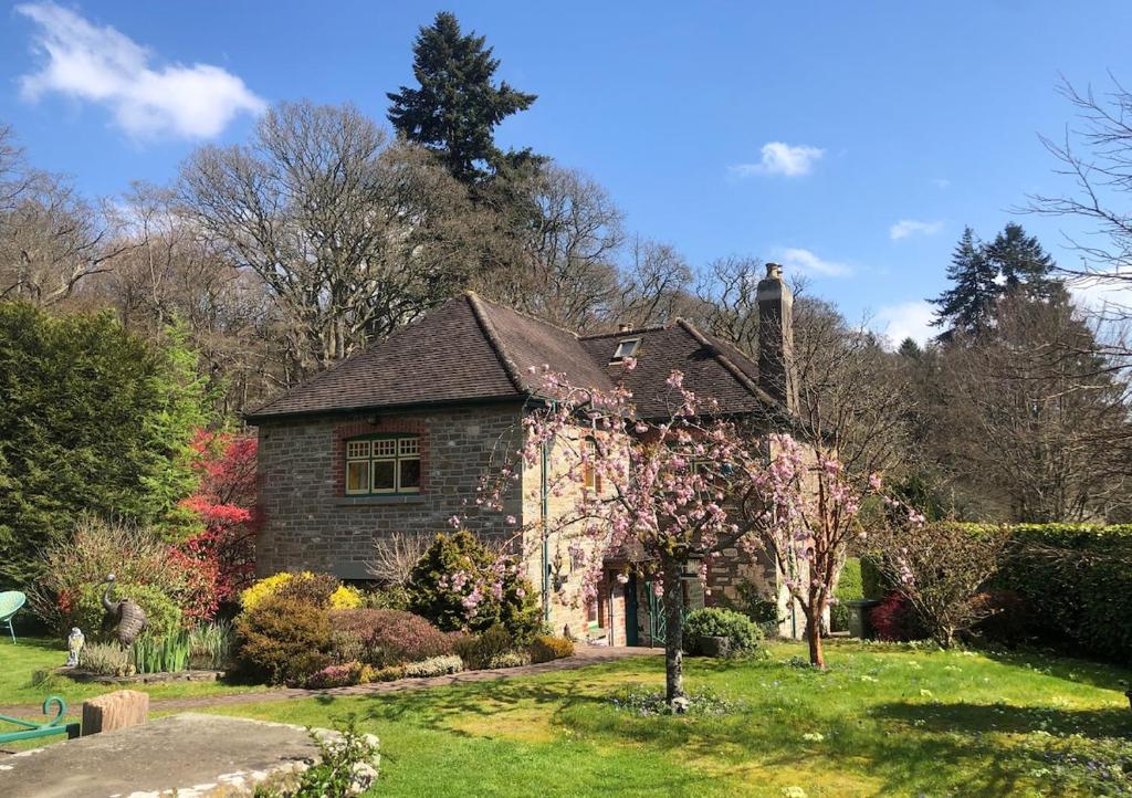 Historic Pike House with Beautiful Garden, Parkend (updated prices 2026)