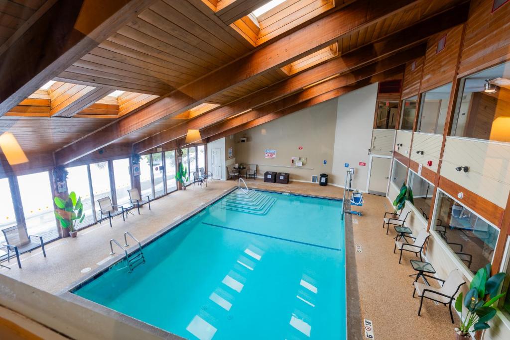 Fireside Inn & Suites Gilford, Gilford (updated prices 2025)