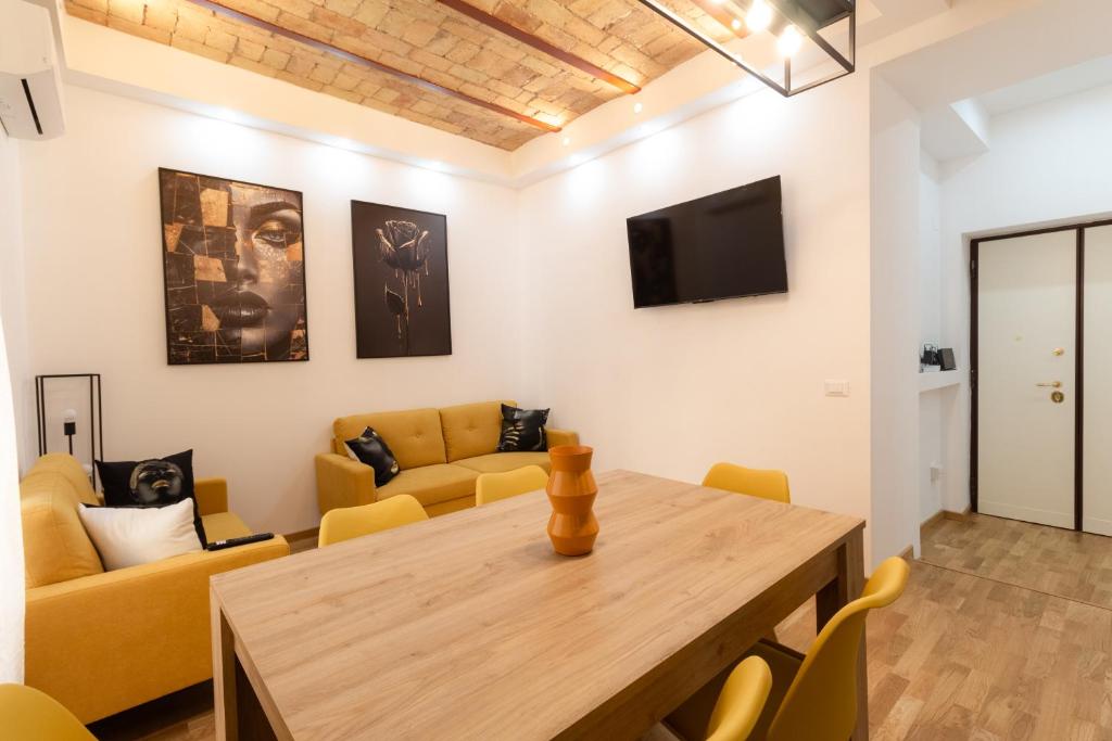 Trastevere four seasons Feltre, Rome (updated prices 2026)