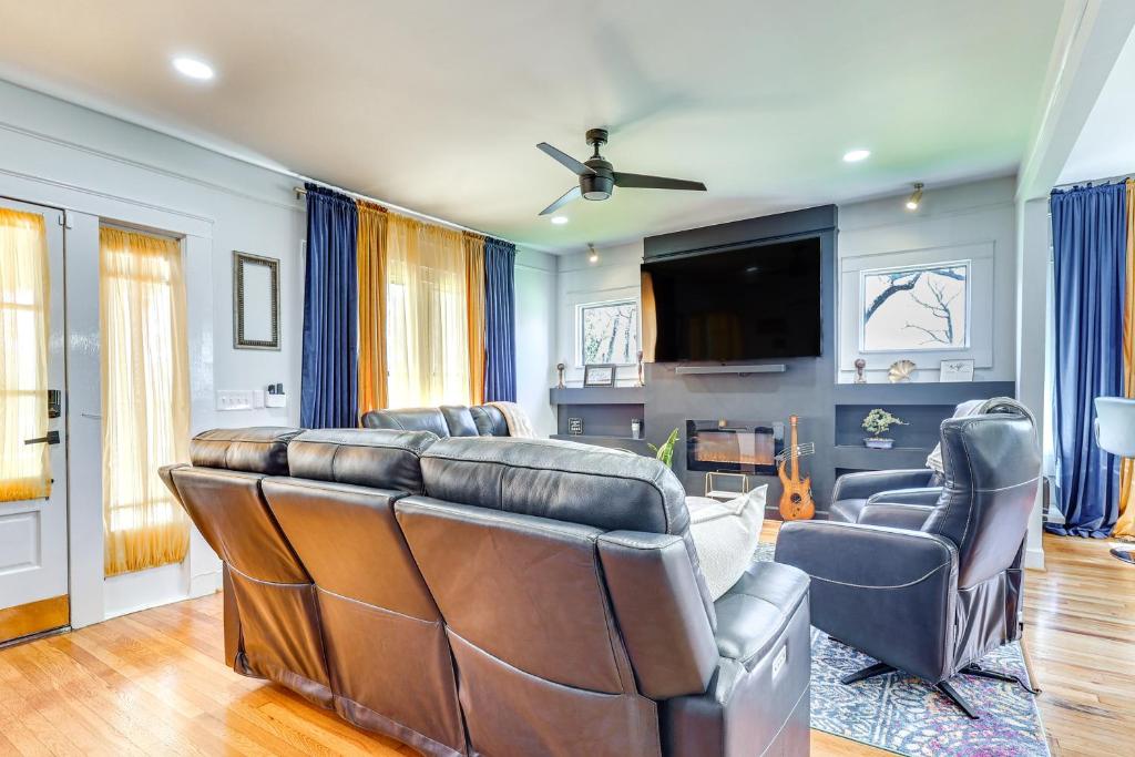 Walk to Amphitheater Birmingham Retreat with Games, Birmingham (updated ...