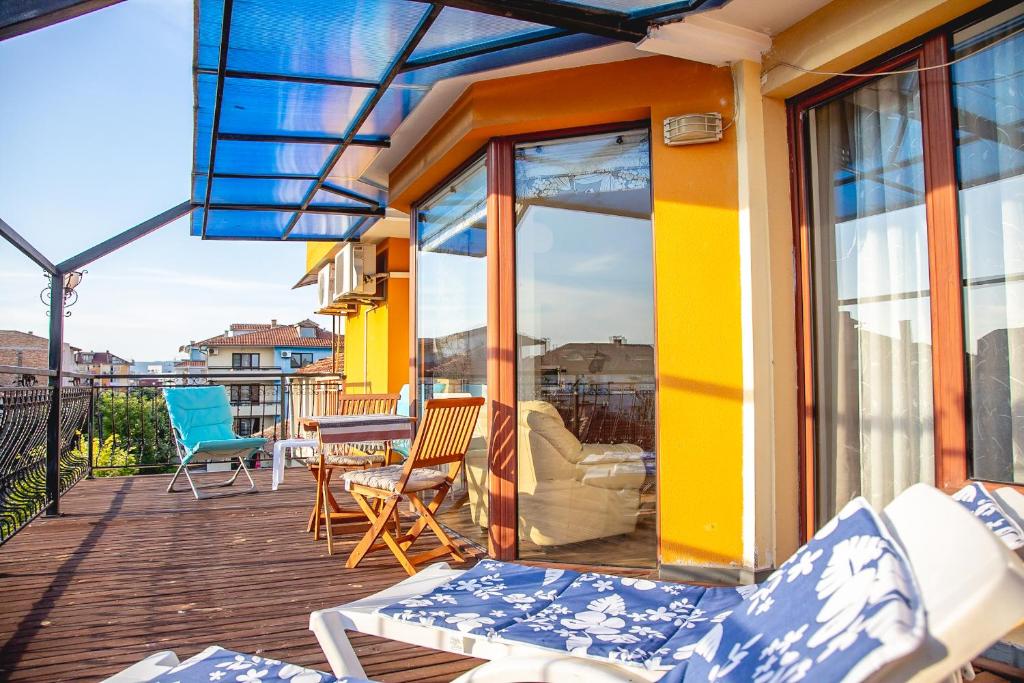 Nessebar's NEW Town TOP Centre 2-BDR Apartment by Flаt Manаger, Nesebar ...