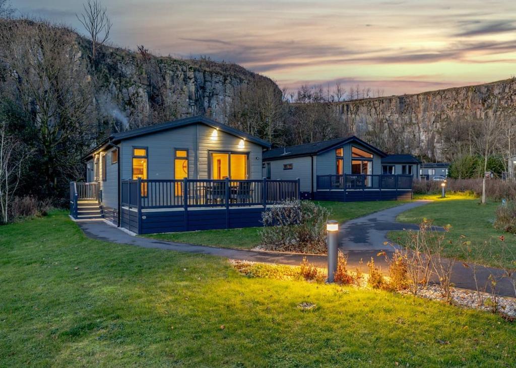 Rivendale Lodge Retreat, Ashbourne (updated prices 2026)