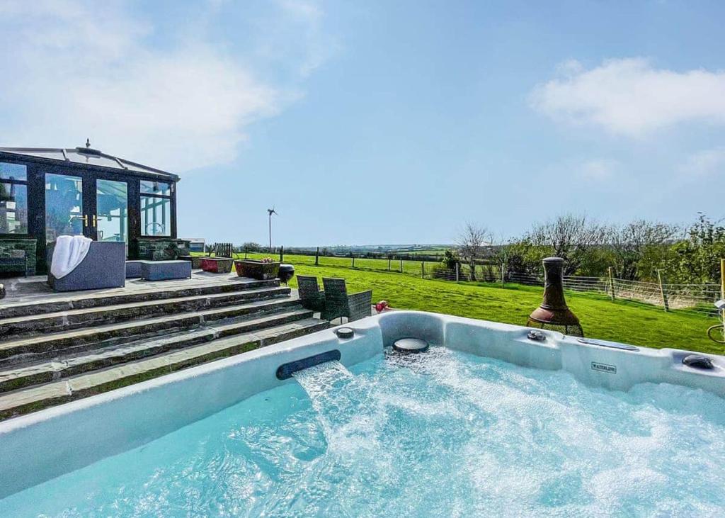 Glan Morfa Lodge Retreat, Newborough (updated prices 2025)