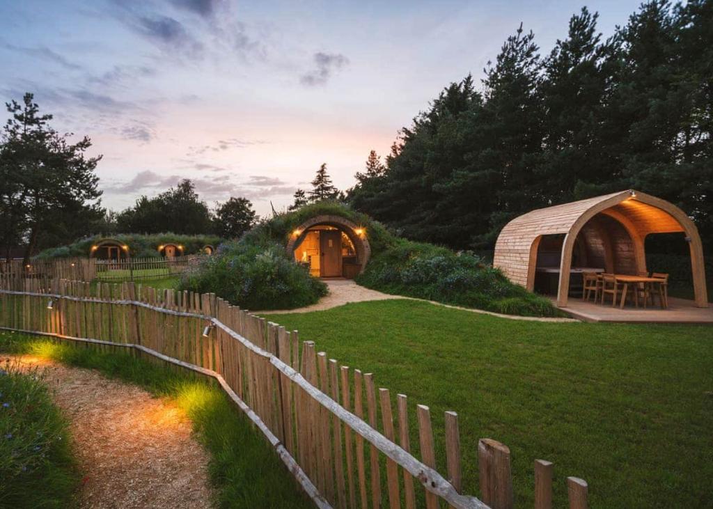 Luckington Burrows, Frome (updated prices 2026)