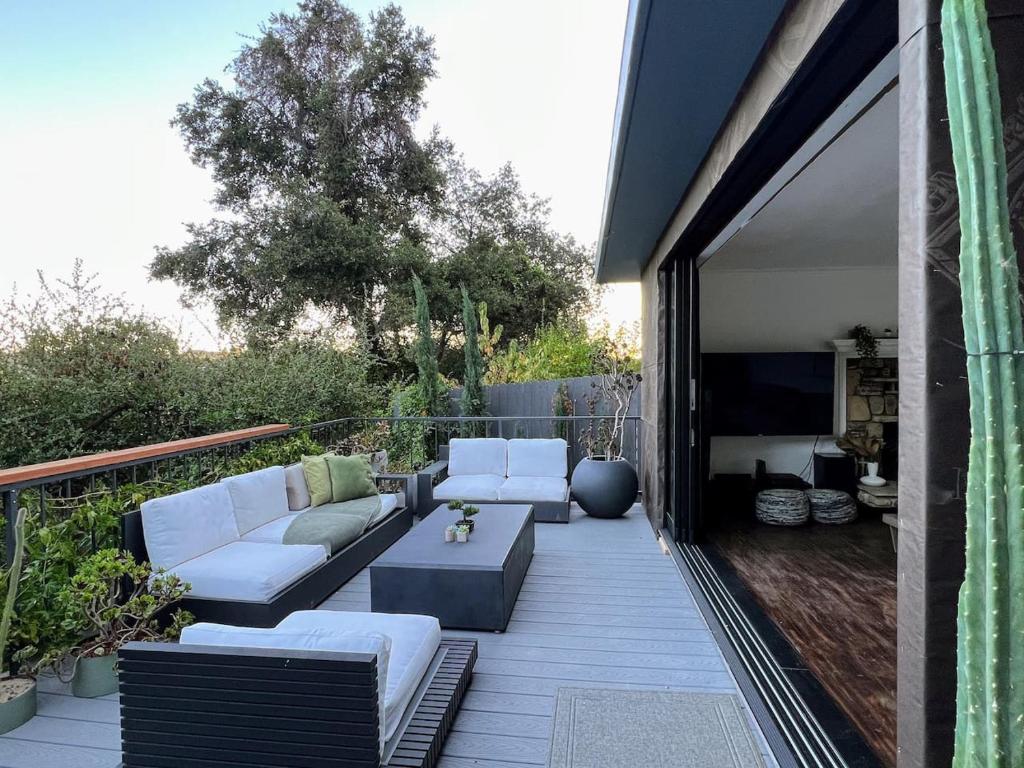 Tranquil and Secluded Retreat in Topanga Canyon, Topanga (updated ...