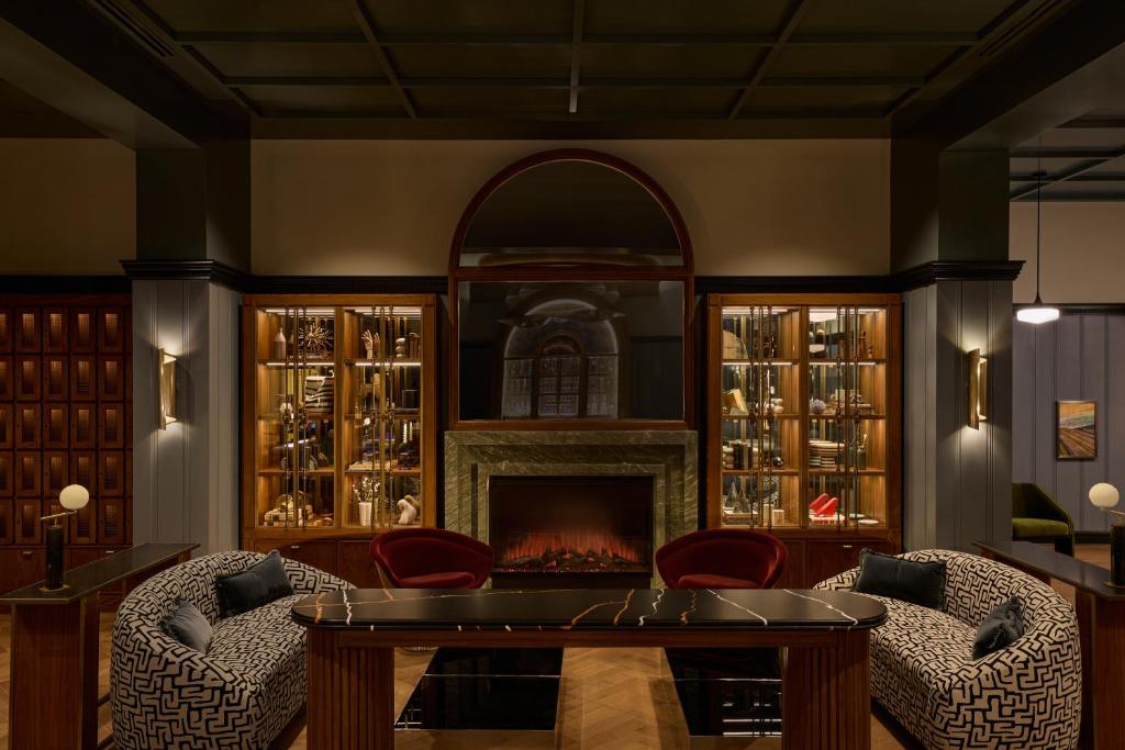 Dearborn Inn, Autograph Collection, Dearborn (updated prices 2025)