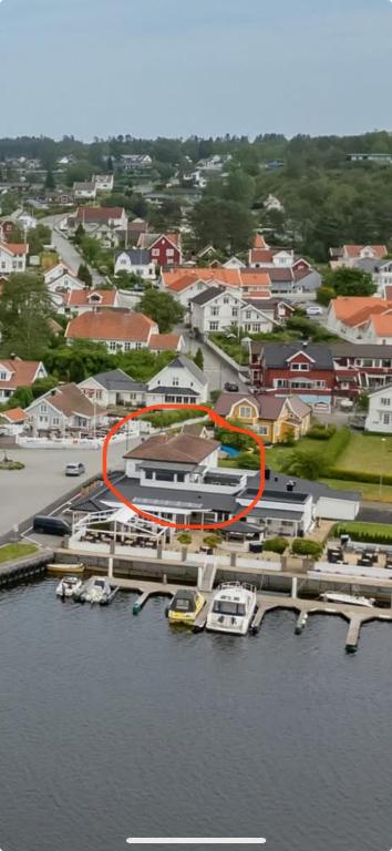 Brygga i Helgeroa, Larvik (updated prices 2026)