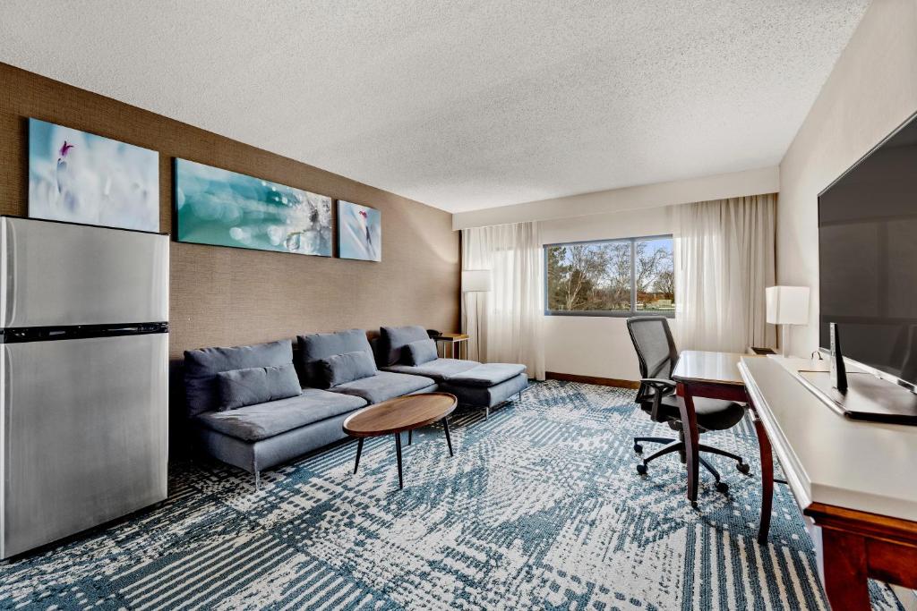 Delta Hotels by Marriott Mount Pleasant, Racine (updated prices 2025)