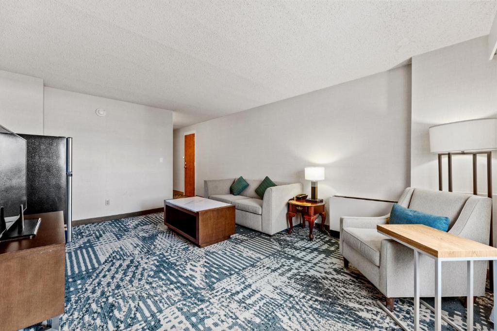 Delta Hotels by Marriott Mount Pleasant, Racine (updated prices 2025)