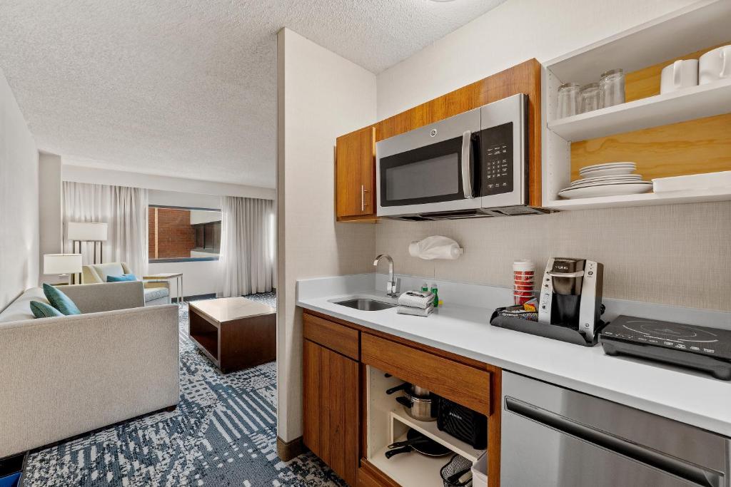 Delta Hotels by Marriott Mount Pleasant, Racine (updated prices 2025)