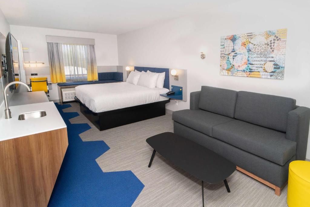 Microtel Inn & Suites by Wyndham Newark NY, Newark (updated prices 2026)