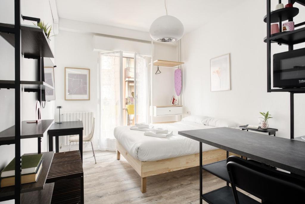 JOIVY Elegant Double Studios near Subway Station, Milan (updated prices ...