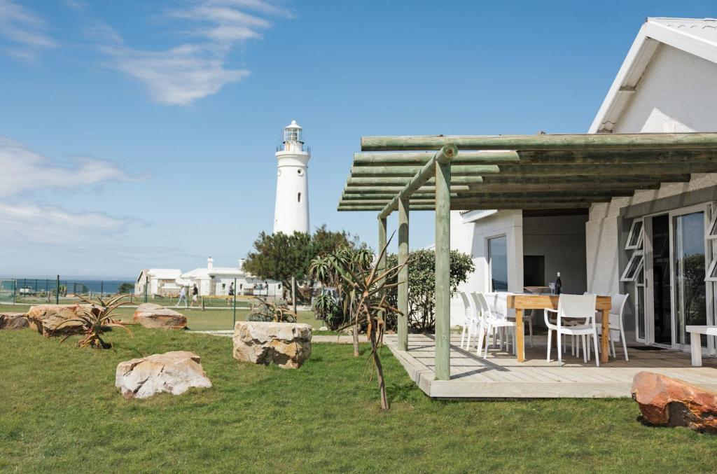 Seal Point Lighthouse, Cape St Francis (updated prices 2025)