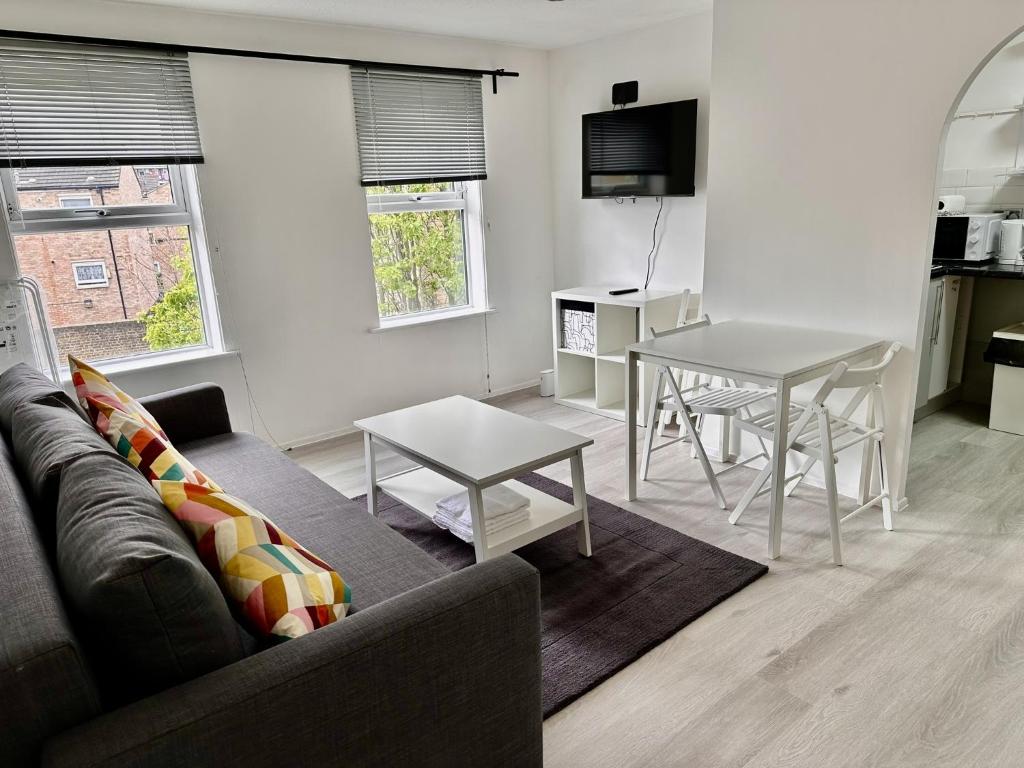 Elizabeth House Bow, London (updated prices 2026)