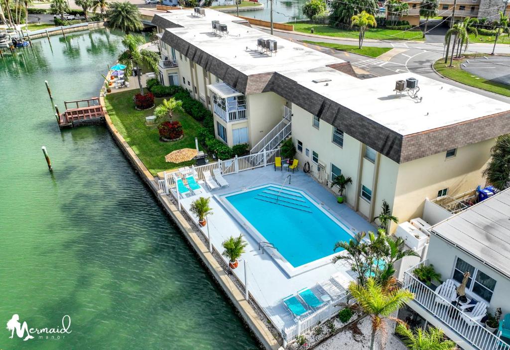 Mermaid Manor, St Pete Beach (precios actualizados en 2026)