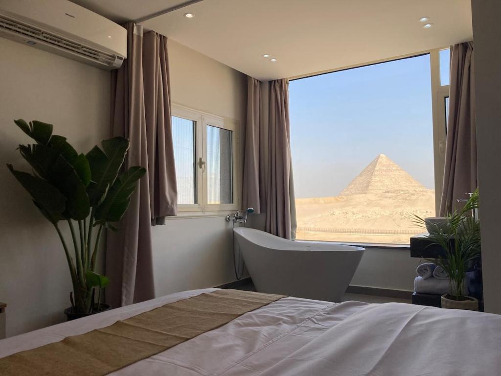 First Row to Pyramids Studio, Kafrat Naşşār (updated prices 2025)