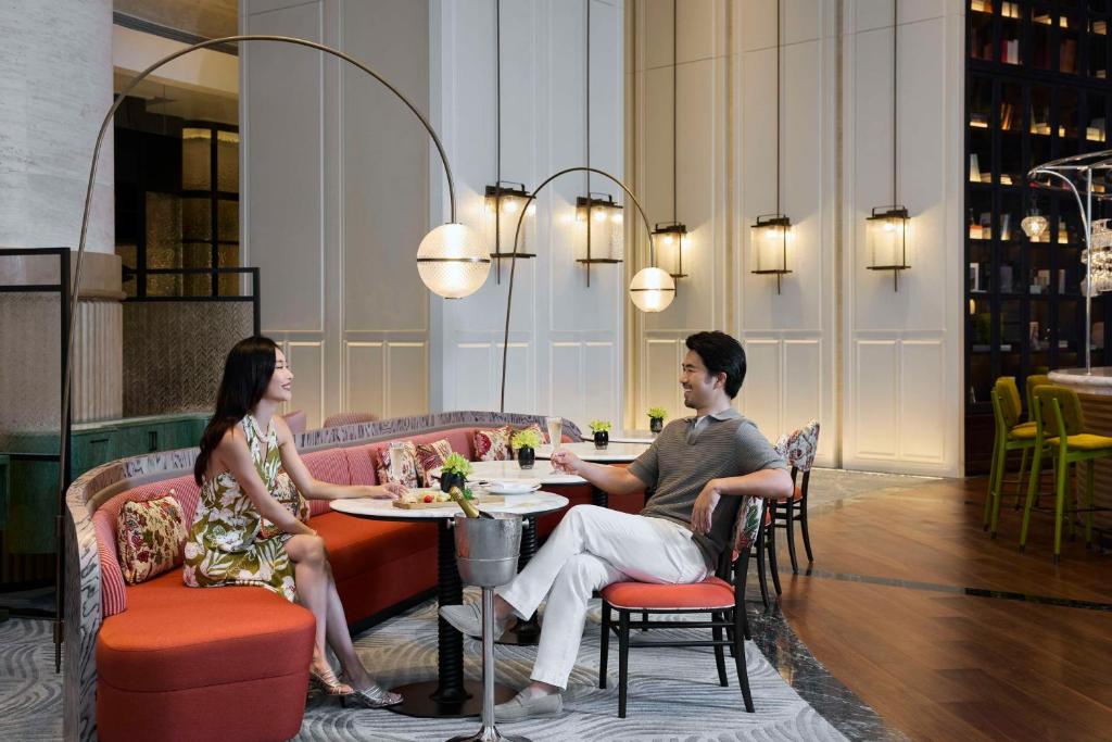 Hilton Shanghai City Center -Steps from iconic landmarks Wukang Mansion ...
