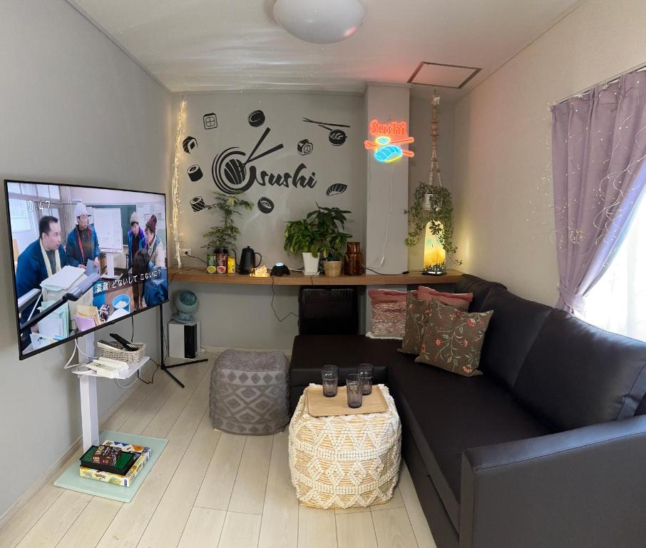 新宿20min, 駅徒歩6 min,Quiet 1LDK 駅前Walmart, Don Don Donki成城石井 201 Sushi at Tanashi Station ...